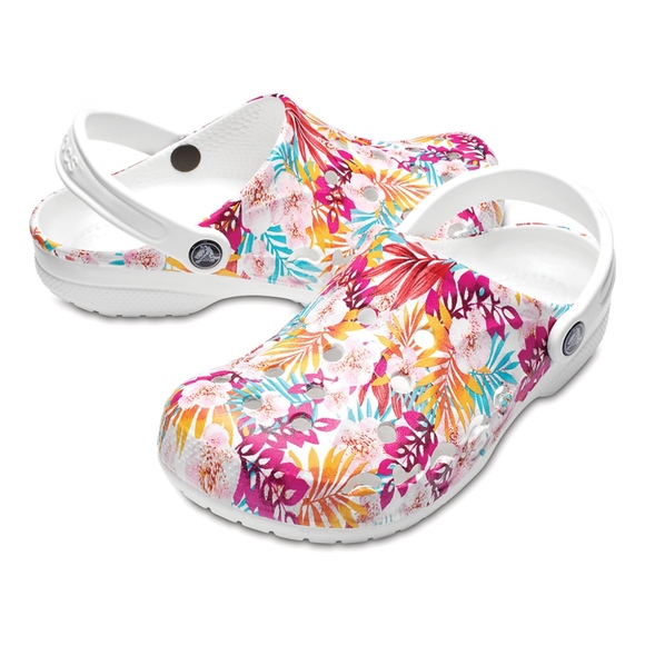 CROCS | Shoes | Crocs Hawaiian White Slip On Clog Sandal Shoes | Poshmark